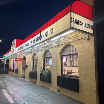 CRAWFISH & HOTPOT - Updated July 2025 - 118 Photos & 39 Reviews - 9447 ...