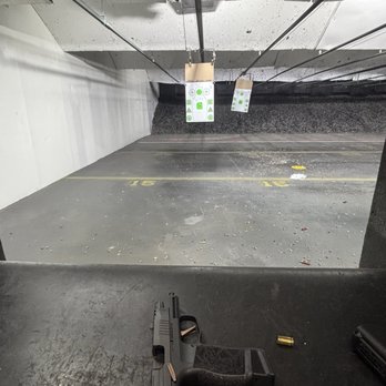 SHOOTERS PARADISE OF OXNARD - TEMP. CLOSED - Updated May 2026 - 122 ...