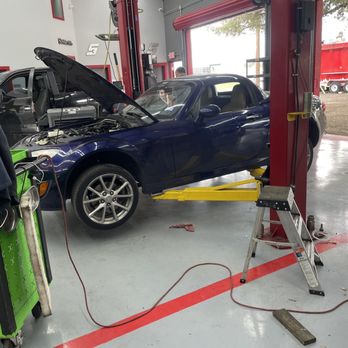 MARTINEZ AUTO REPAIR - 7511 Burleson Rd, Austin, Texas - Auto Repair ...