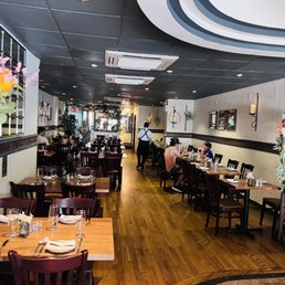 UNCLE PETER’S - Updated November 2024 - 687 Photos & 318 Reviews - 83 ...