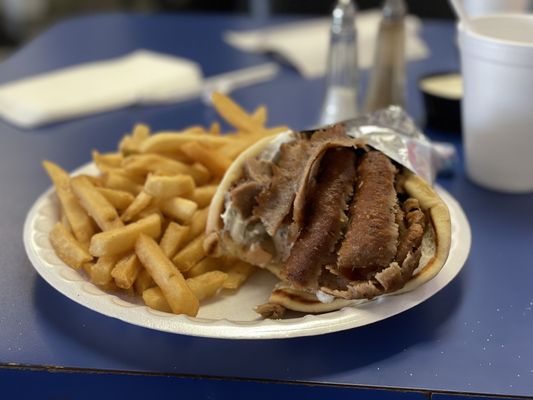 GEORGE’S FAMOUS GYROS - Updated October 2025 - 514 Photos & 647 Reviews ...