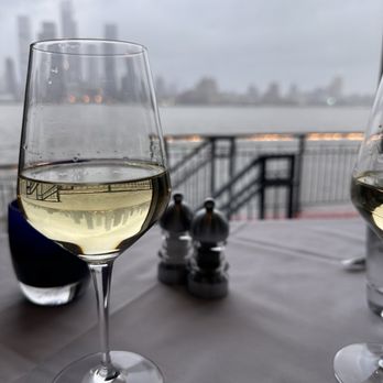 CHART HOUSE - Updated May 2024 - 3381 Photos & 1917 Reviews - 1700 ...