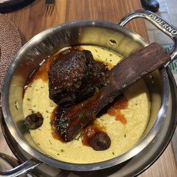 UMBRIA - Updated December 2025 - 165 Photos & 122 Reviews - 250 Hanover ...