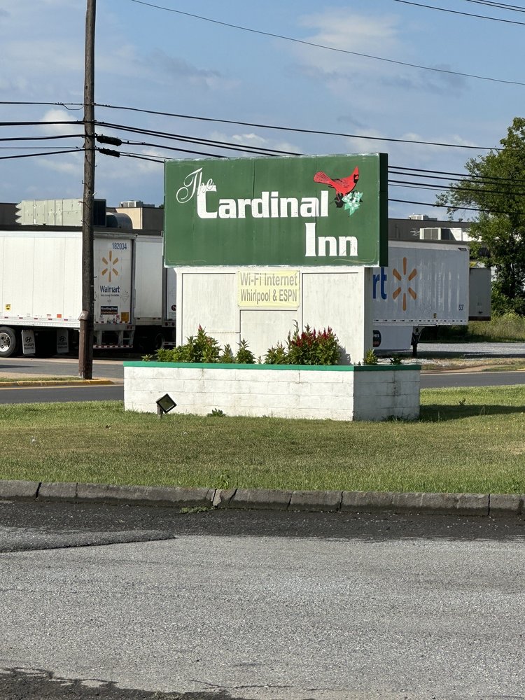 CARDINAL INN - Updated August 2025 - 10 Photos & 23 Reviews - 1005 E ...
