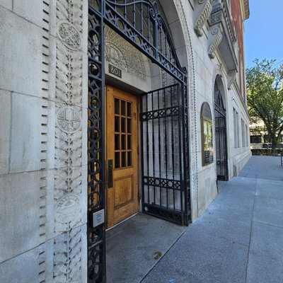 MULTNOMAH COUNTY LIBRARY - Updated December 2025 - 213 Photos & 130 ...