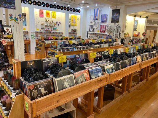 CROSSROADS RECORDS - Updated October 2025 - 100 Photos & 14 Reviews ...