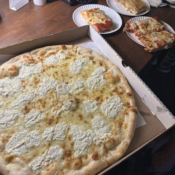 BRANCHINELLI’S PIZZA & RESTAURANT - Updated July 2025 - 266 Photos ...