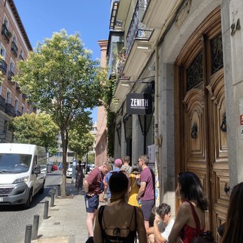 ZENITH - Updated September 2024 - 128 Photos & 58 Reviews - Calle de ...