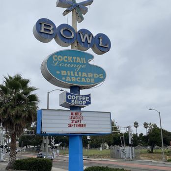 SURF BOWL - Updated December 2025 - 137 Photos & 258 Reviews - 1401 S ...