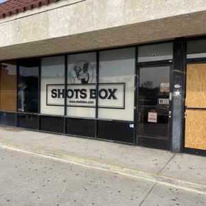 STRAUB DISTRIBUTING - Updated October 2025 - 24 Photos - 4633 E La ...