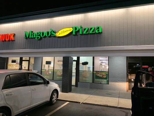 MAGOO’S CALIFORNIA PIZZA - 99 Photos & 261 Reviews - 4919 W 38th St ...