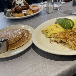 BRUNCHEON - Updated October 2025 - 211 Photos & 177 Reviews - 1551 E ...