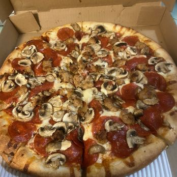 D’CAESARO PIZZA & ITALIAN RESTAURANT - Updated August 2025 - 316 Photos ...