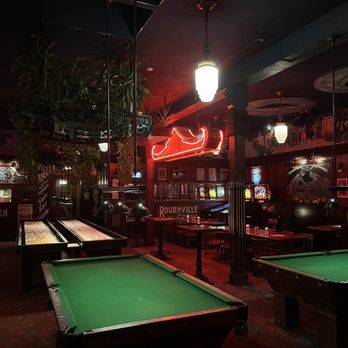 MCMENAMINS BLUE MOON TAVERN & GRILL - Updated June 2026 - 235 Photos ...