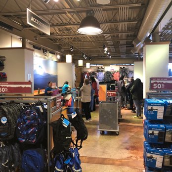 COLUMBIA FACTORY STORE - Updated November 2025 - 110 Photos & 71 ...