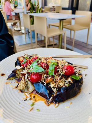 GIA - Updated October 2025 - 114 Photos & 37 Reviews - 1214 Dundas ...