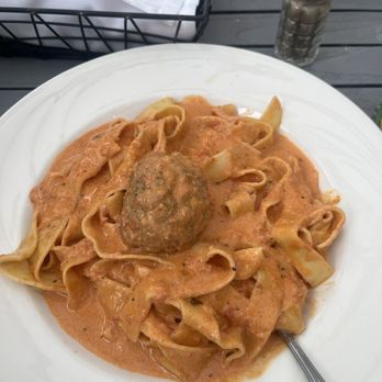 BUCCI’S J BELLA - Updated December 2025 - 96 Photos & 173 Reviews ...