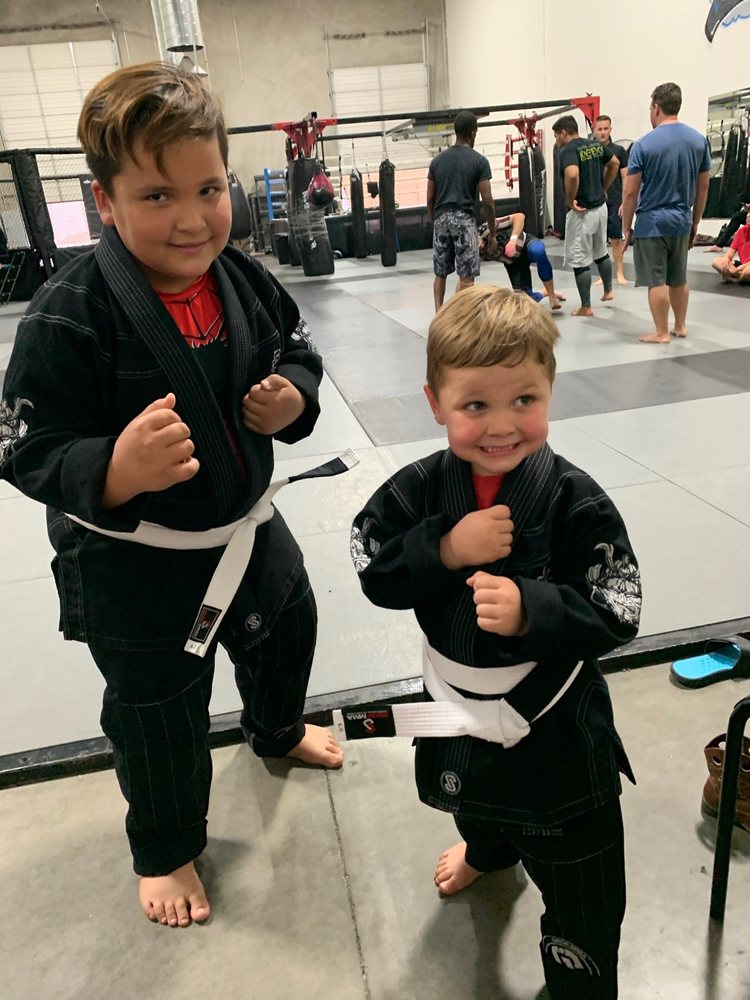 SIEGE MMA - Updated December 2024 - 14 Photos & 11 Reviews - 14131 N ...