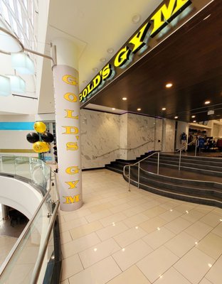 GOLD’S GYM GLENDALE - Updated August 2025 - 276 Photos & 902 Reviews ...