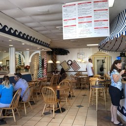 C R CHICKS - PGA PLAZA - Updated June 2025 - 32 Photos & 93 Reviews - 2582 Pga Blvd, Palm Beach ...