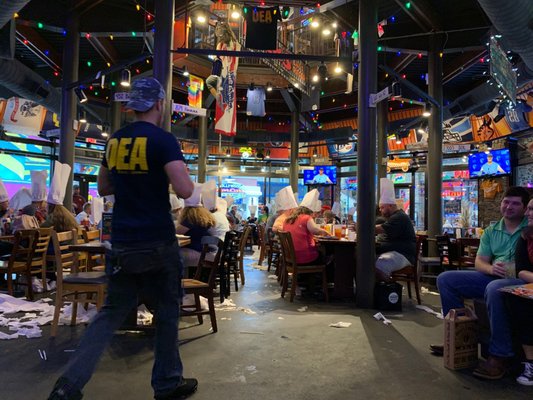 Dicks Last Resort 209 Photos And 319 Reviews Bars 903 Pkwy