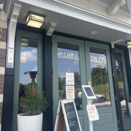 PIZZERIA RUBY - Updated October 2025 - 272 Photos & 358 Reviews - 5519 ...