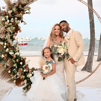 DANTELLA BRIDAL & TAILORING - Updated August 2024 - 552 Photos & 369 ...