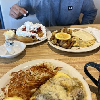 OLD MILL CAFE - 140 Photos & 253 Reviews - 600 9th St, Modesto ...