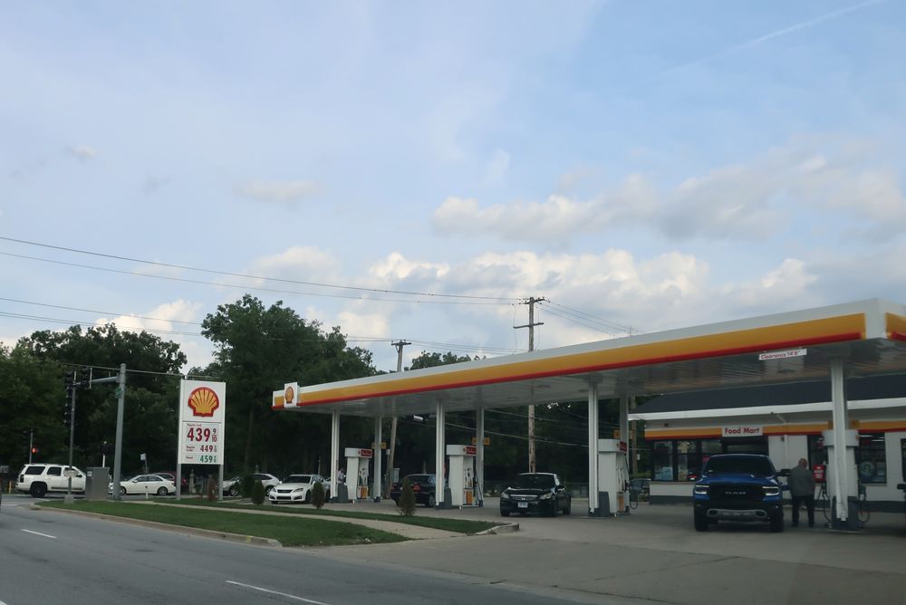 SHELL - Updated October 2025 - 11 Reviews - 2301 W Touhy Ave, Park ...