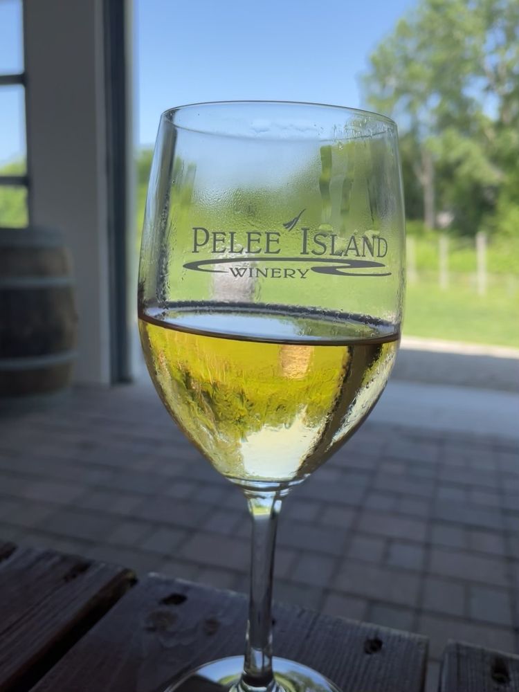 PELEE ISLAND WINERY - 27 Photos - 455 Seacliff Drive, Kingsville ...