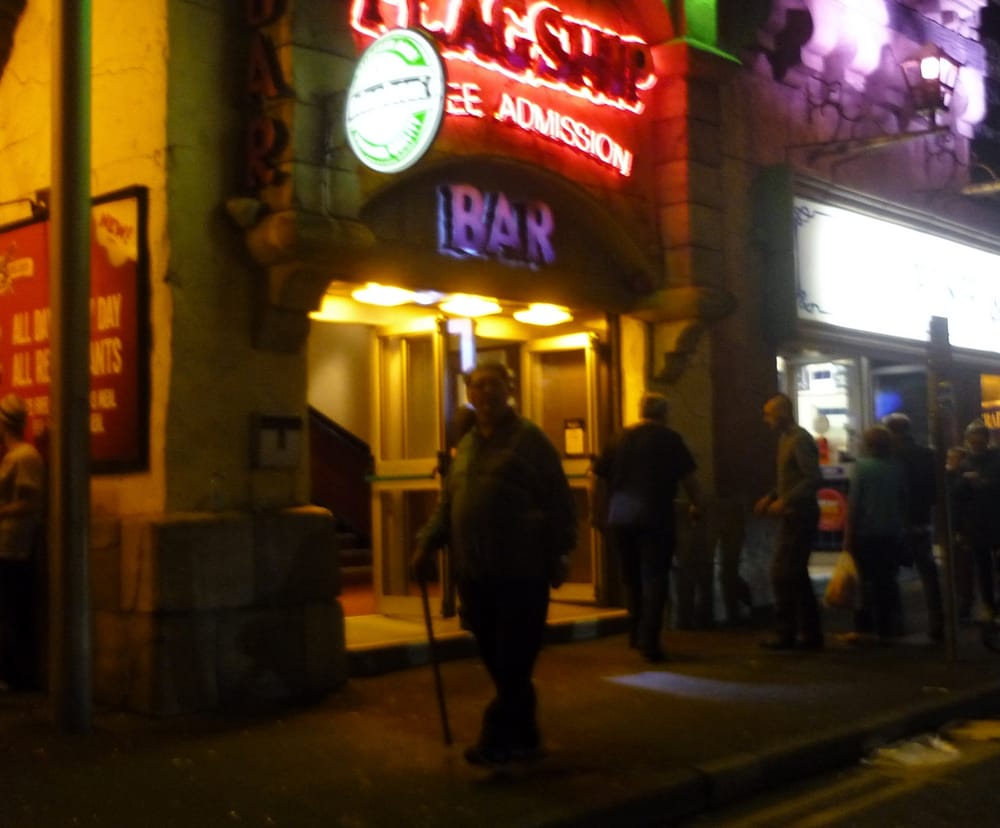 FLAGSHIP BAR - Promenade, Blackpool, United Kingdom - Trendy Bars ...