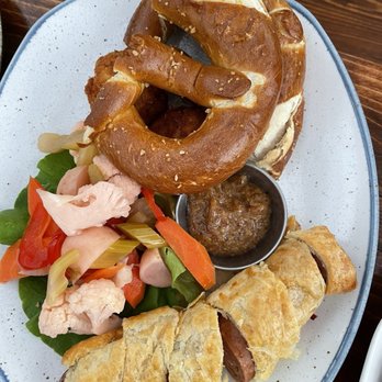 DAS BIERHAUZ - MOUNTAIN VIEW - Updated June 2024 - 473 Photos & 243 ...