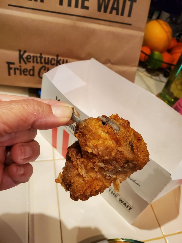 KFC - Updated October 2025 - 76 Photos & 167 Reviews - 708 N Tustin St ...