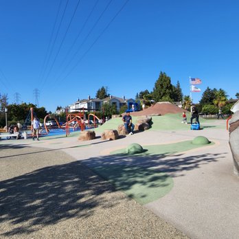 BRALY PARK - Updated January 2026 - 112 Photos & 23 Reviews - 704 ...