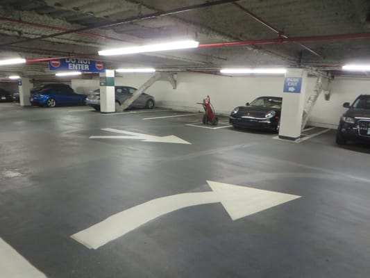 BACK BAY GARAGE - Updated January 2026 - 10 Photos & 17 Reviews - 222 ...