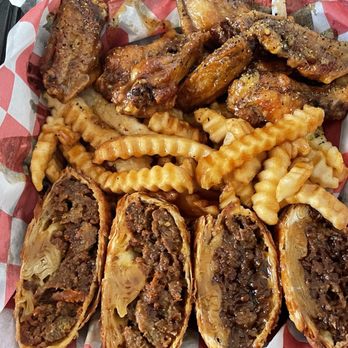 DA FOODIE SPOT - Updated May 2025 - 23 Photos & 14 Reviews - 1861 ...