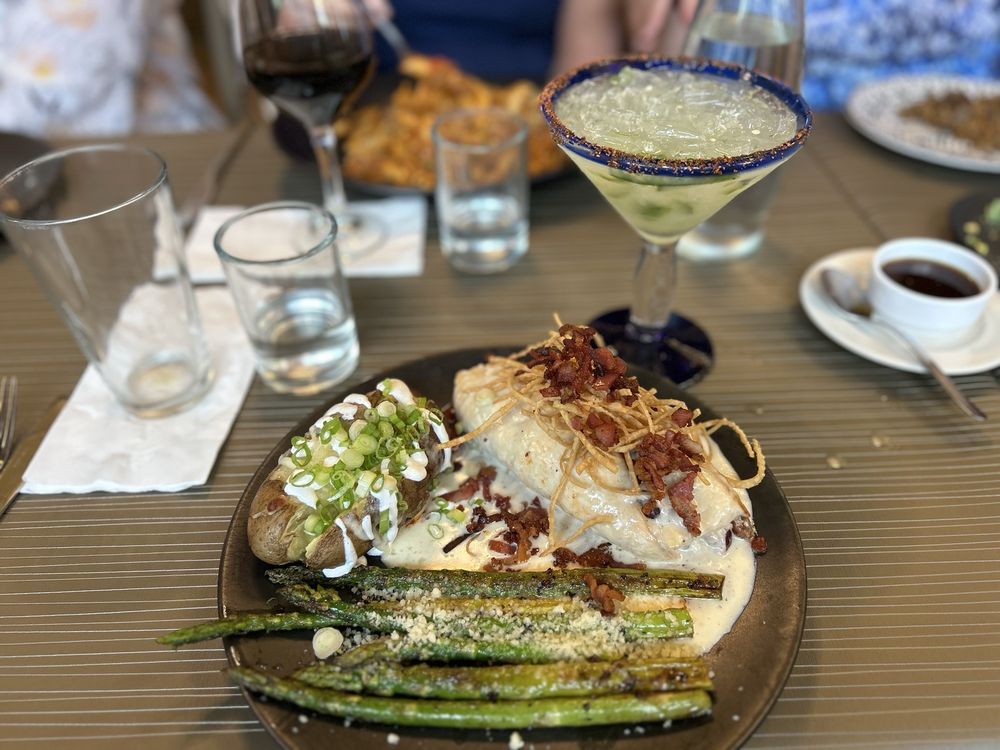 D’LUA FUSION CUISINE & BAR - Updated September 2025 - 47 Photos & 61 ...