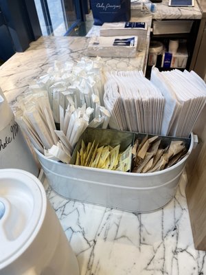 DAILY PROVISIONS - Updated May 2025 - 77 Photos & 27 Reviews - 440 West ...