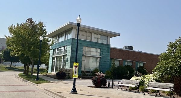 CUDAHY FAMILY LIBRARY - Updated December 2025 - 96 Photos - 3500 ...