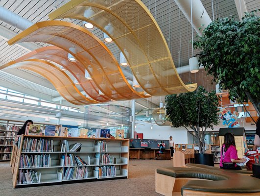 MCGOVERN STELLA LINK NEIGHBORHOOD LIBRARY - Updated November 2025 - 75 ...