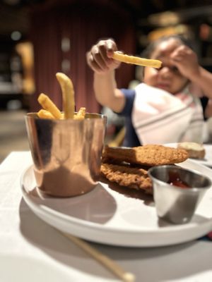 JAMES & MAIN - Updated January 2026 - 65 Photos & 60 Reviews - 1 Main ...