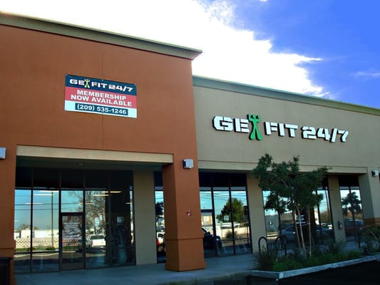 GET FIT 24/7 - Updated October 2025 - 11 Reviews - 6724 E Whitmore Ave ...