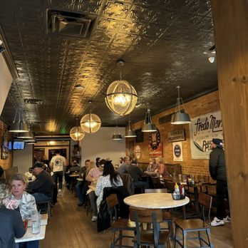 THEE OFFICE PUB & COOKERY - Updated May 2025 - 183 Photos & 177 Reviews ...