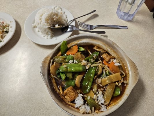 MAIN MOON - Updated October 2025 - 37 Photos & 45 Reviews - 3320 E 17th ...