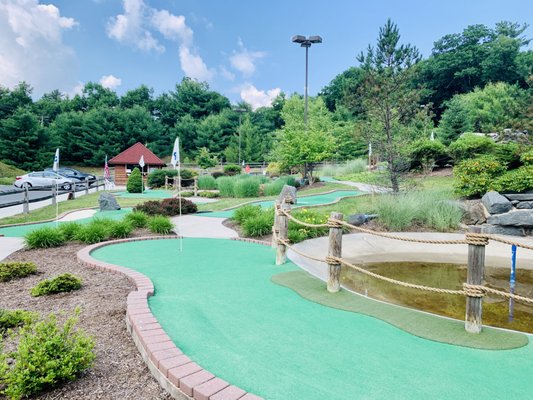 FAIRVIEW LAKE MINI GOLF - Updated October 2025 - 10 Photos - 246 PA-390 ...