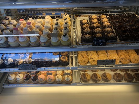 MIX BAKERY - 100 Photos & 99 Reviews - 1110 W 16th St, Merced, CA - Yelp