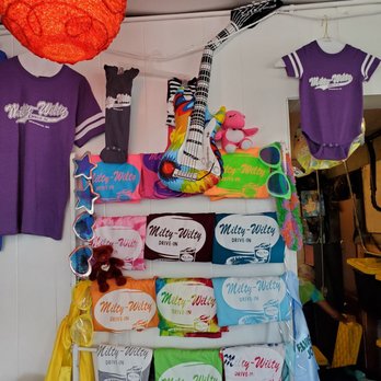 MILTY-WILTY DRIVE-IN RESTAURANT - Updated December 2025 - 41 Photos ...