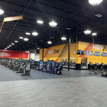 CRUNCH FITNESS - ALTAMONTE SPRINGS - Updated January 2026 - 35 Photos ...