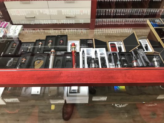 LAKESIDE HUMIDOR SMOKES - Updated January 2026 - 11 Photos - 1600 90 AV ...