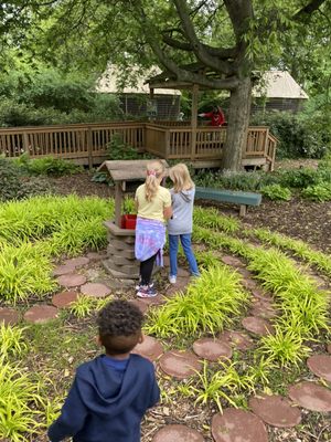 MESKER PARK ZOO & BOTANIC GARDEN - Updated 05/2025 - 262 Photos & 40 Reviews - 1545 Mesker Park ...